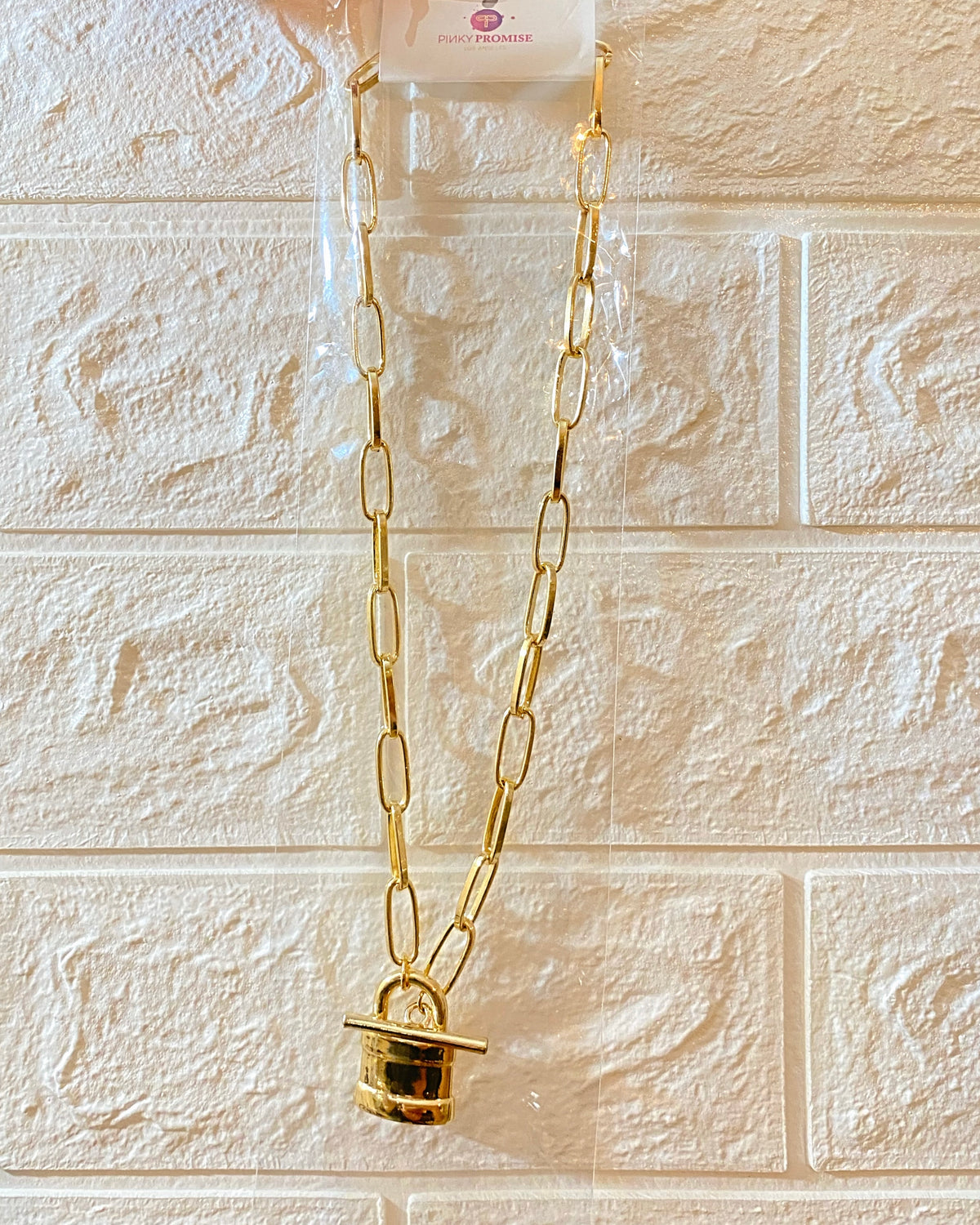 Lock Chain Necklace -Gold | PINKY PROMISE LA